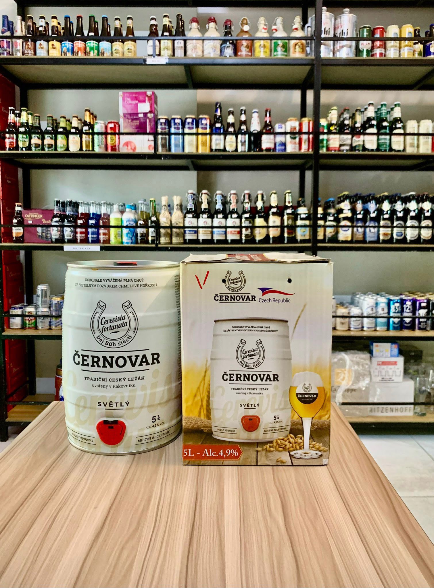 Bia Cernovar LIGHT 4,9% – Bom 5 Lít - BIA NHẬP KHẨU ĐẠI LỘC